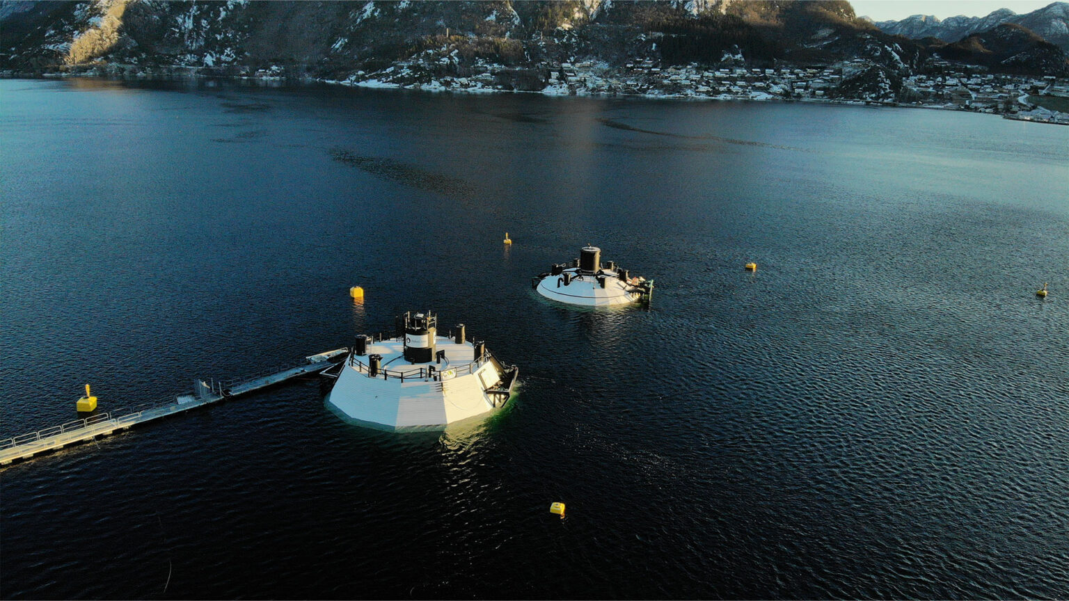 Closed containment - Fishglobe Technologies